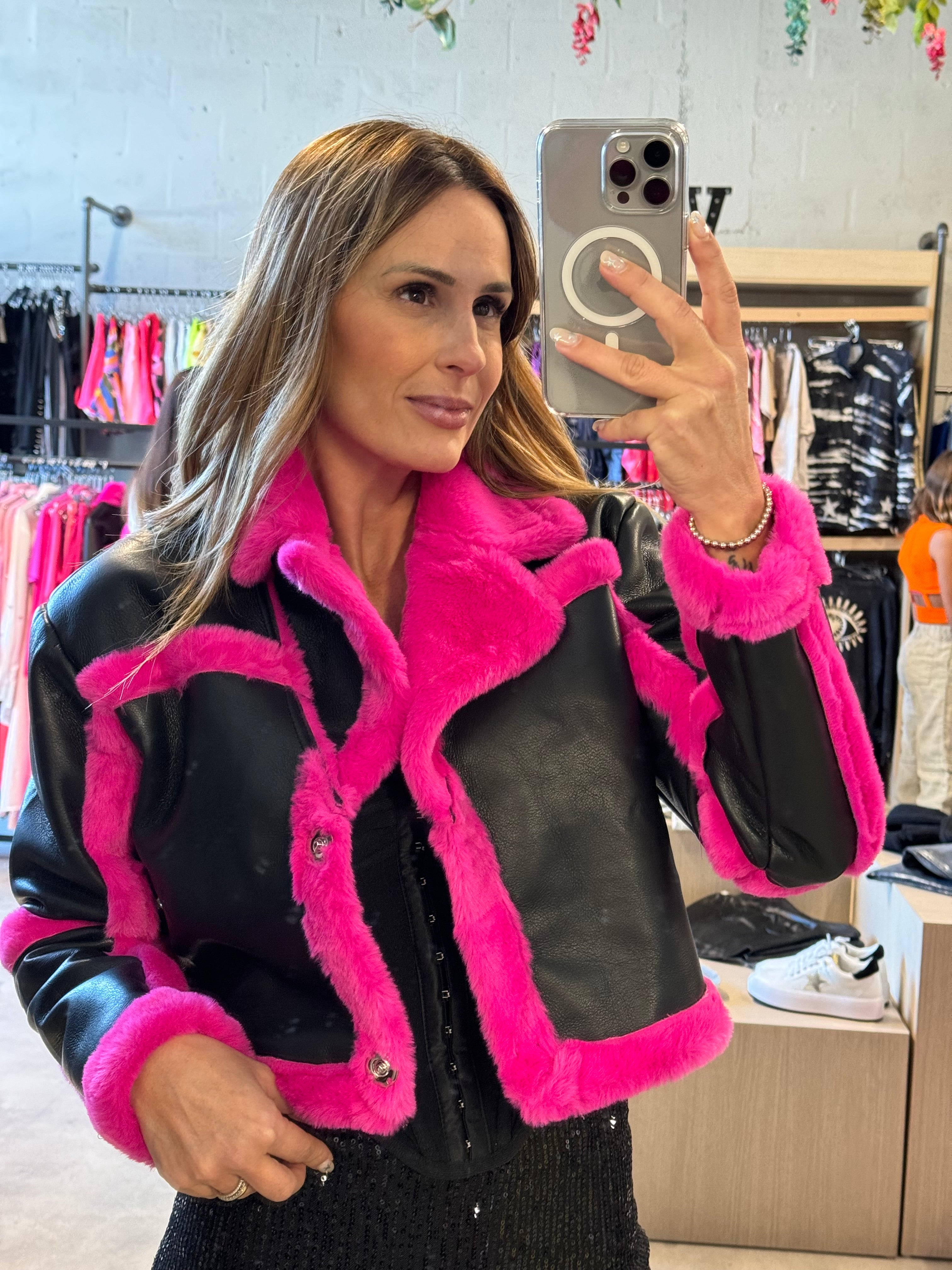 Jacket Mobile – VSW Fashion Store